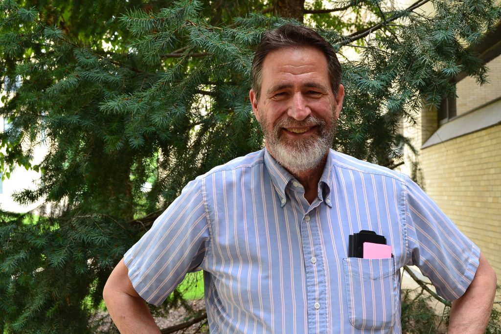 George P. Smith - Noticiero Científico y Cultural Iberoamericano